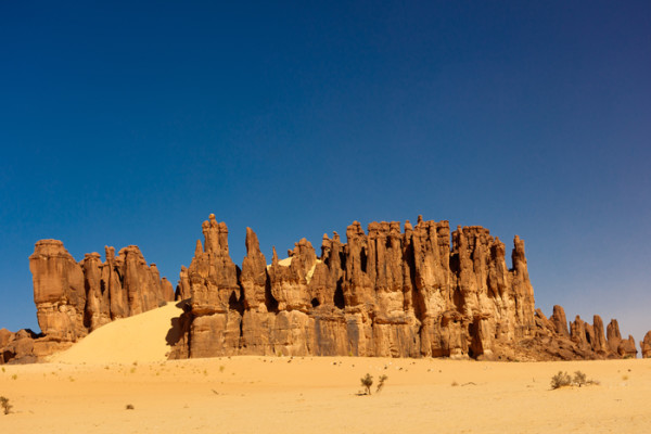 Camels, nomads and an oasis in Ennedi - Africa Geographic