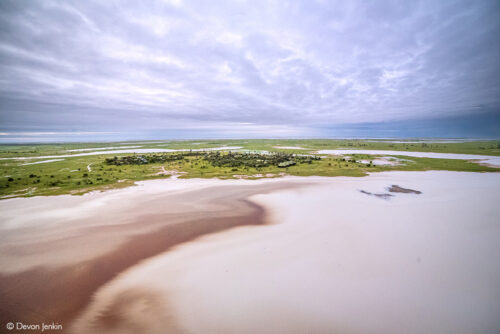 Botswana's salt pans - Africa Geographic